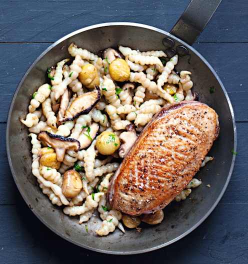 Poêlée de crosnes aux shitakés, magret au poivre - Cookidoo® – the ...