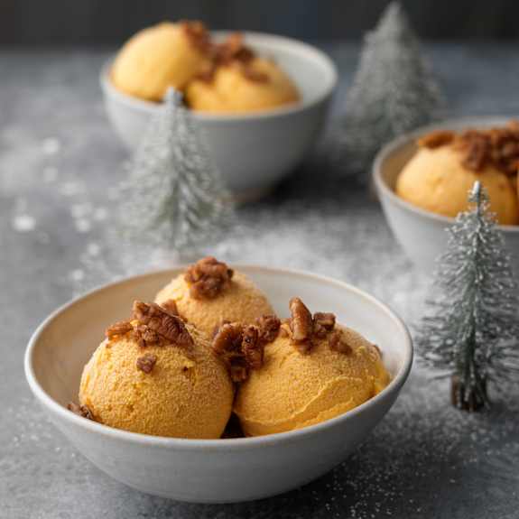 Spiced Squash Ice Cream with Pecan Crunch - Cookidoo® – the official ...