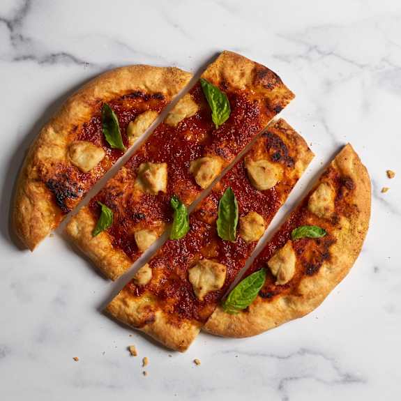 Pizza with Cashew Mozzarella (Matthew Kenney) Metric - Cookidoo® – the ...