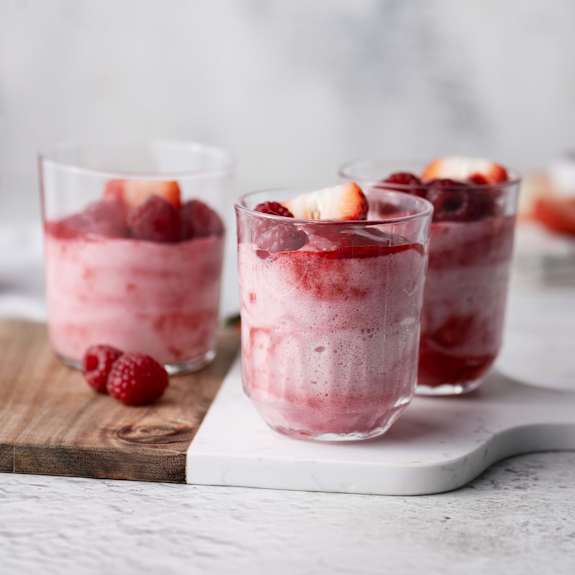 Raspberry and Strawberry Mousse - Cookidoo® – the official Thermomix ...