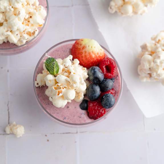 Mousse alla frutta con palline di popcorn - Cookidoo® – the official ...