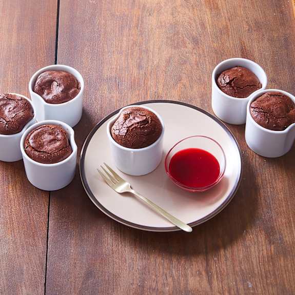 Tortino cioccolato con salsa ai lamponi - Cookidoo® – the official ...