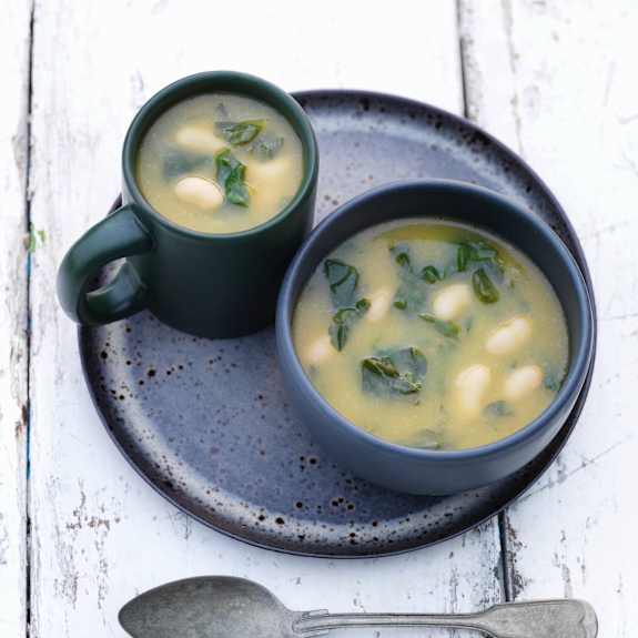 Spring Greens Soup with Beans - Cookidoo® – the official Thermomix ...