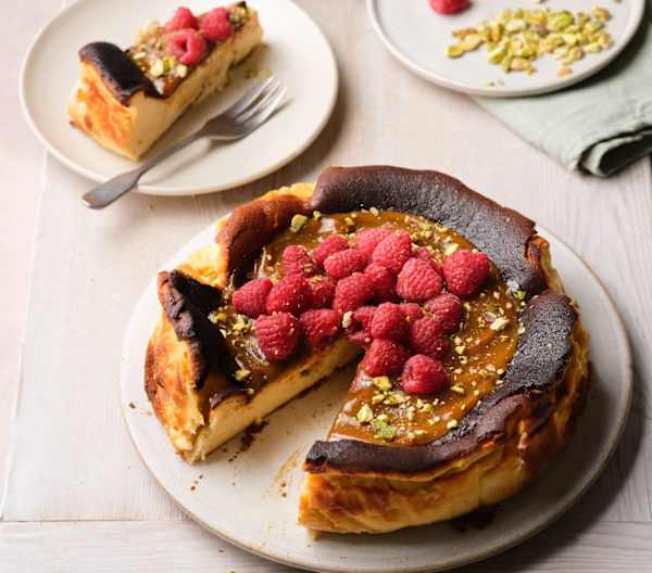 Salted Caramel Basque Cheesecake - Cookidoo® – the official Thermomix ...