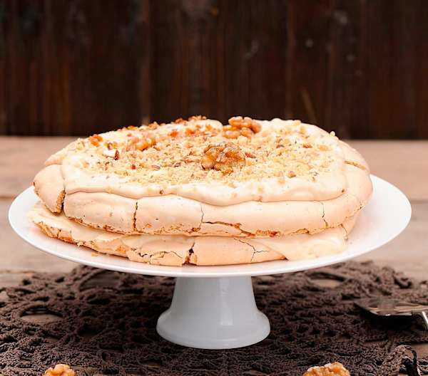 Tort bezowy z orzechami i daktylami - Cookidoo® – oficjalna platforma z ...