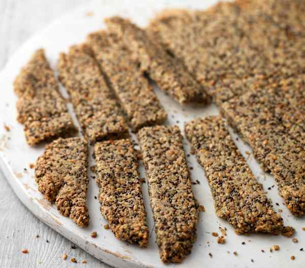 Seeded Protein Crackers - Cookidoo® – the official Thermomix® recipe ...
