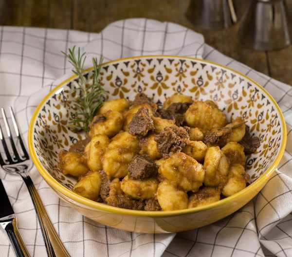 Gnocchi con pastissada - Cookidoo® – Thermomix® 官方食譜平台