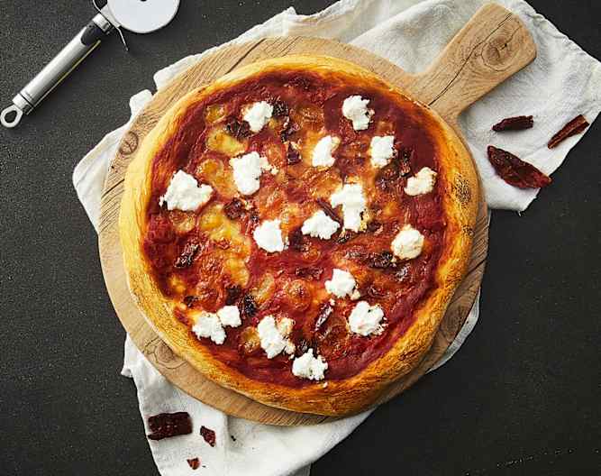 Pizza al caprino e peperone crusco - Cookidoo® – das offizielle ...