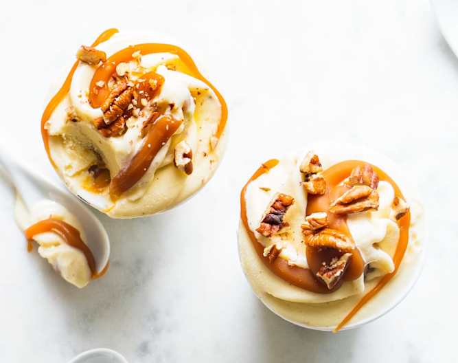 Glace vanille, noix de pécan et caramel au beurre salé - Cookidoo ...