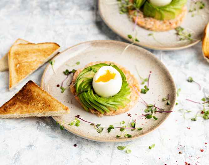 Lachstatar mit Avocado und Ei - Cookidoo® – das offizielle Thermomix ...