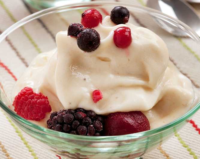 Copa helada de pera y plátano con frutos rojos - Cookidoo® – the ...