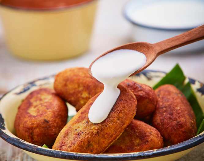 Molotes de plátano rellenos de queso - Cookidoo® – the official ...