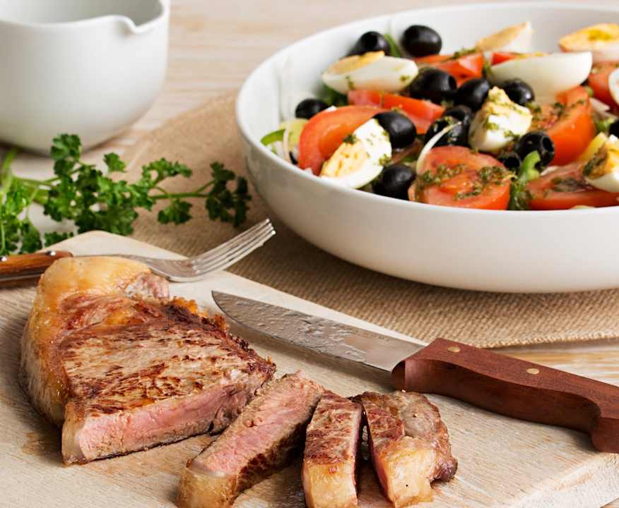 Entrecot de ternera con ensalada campera - Cookidoo® – the official ...