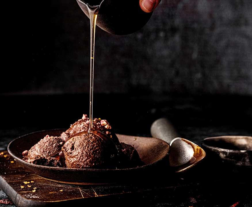 Helado de chocolate y chile con jarabe de whisky TM6 - Cookidoo® – la ...