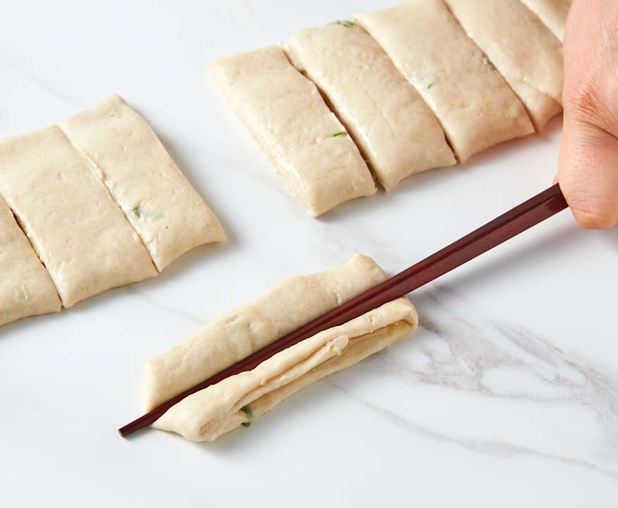 Πιτάκια με κρεμμύδι στον ατμό - Cookidoo® – the official Thermomix ...