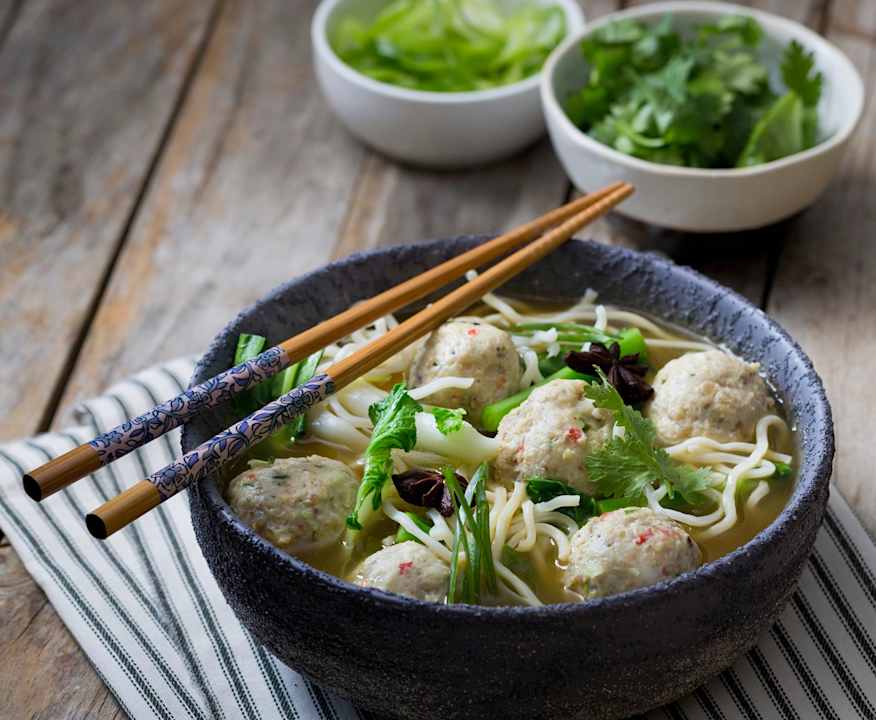 how to cook fish ball noodle soup