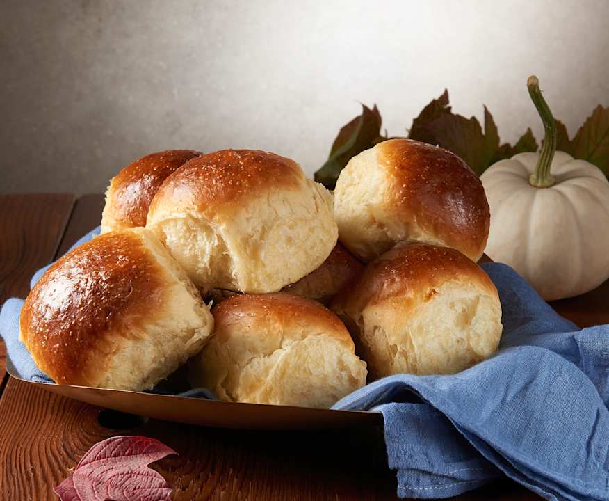 Pull-Apart Dinner Rolls - Cookidoo® – the official Thermomix® recipe ...