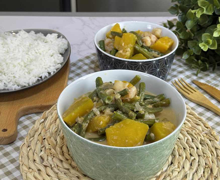 Ginataan Sitaw at Kalabasa (String Beans and Pumpkin in Coconut milk ...