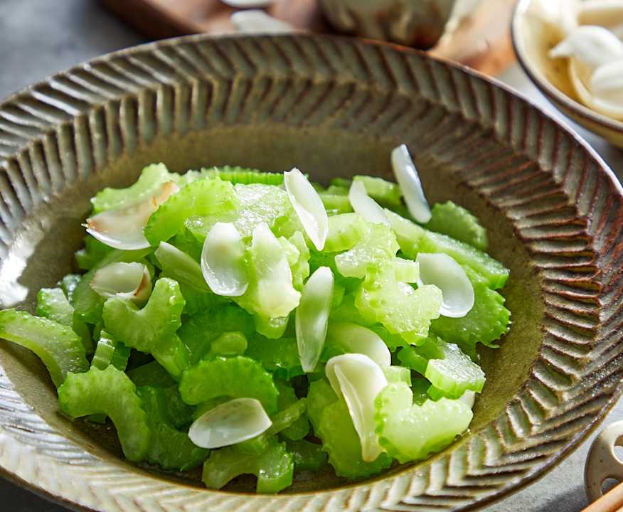 炝炒西芹片（TM5） - Cookidoo® – the official Thermomix® recipe platform