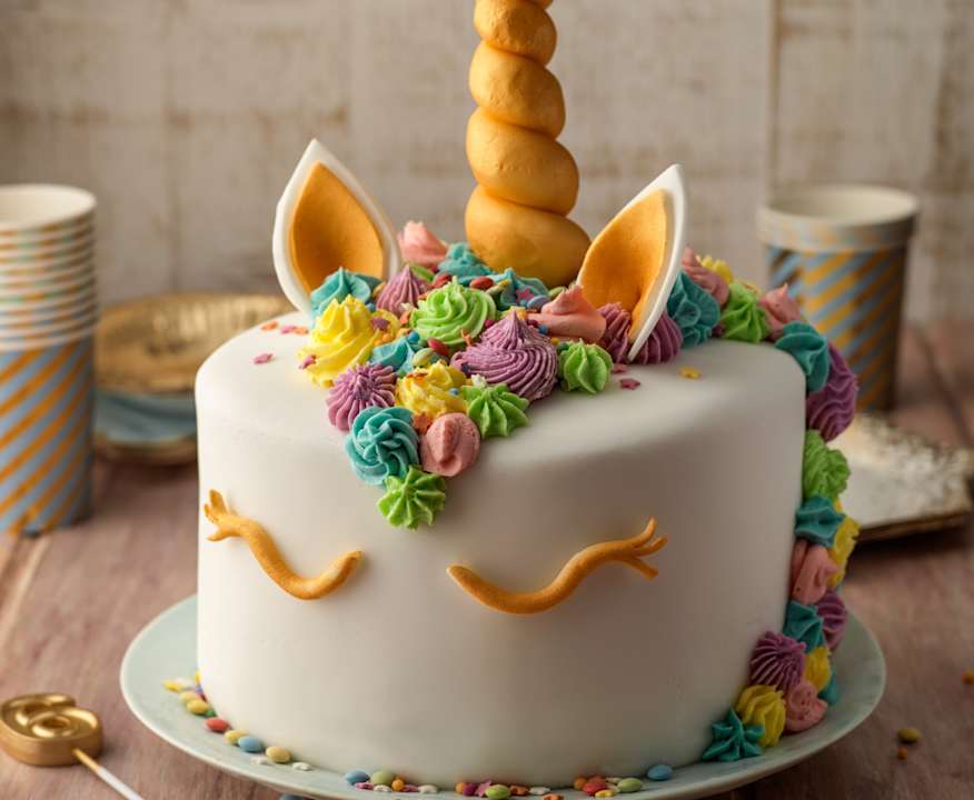 unicorn head cake