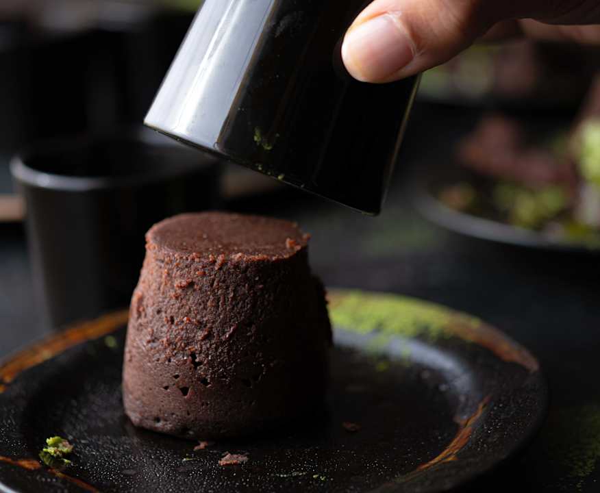 Tortino di cioccolato e matcha con cuore morbido - Cookidoo® – the ...