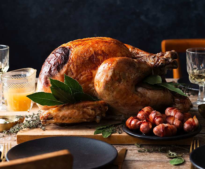 Roast Turkey with Creamy Pancetta, Lemon and Herb Stuffing - Cookidoo ...