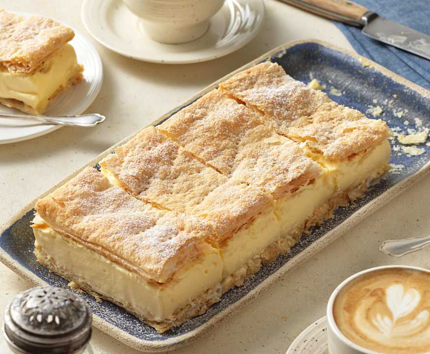 Einfache Cremeschnitte - Cookidoo® – the official Thermomix® recipe ...