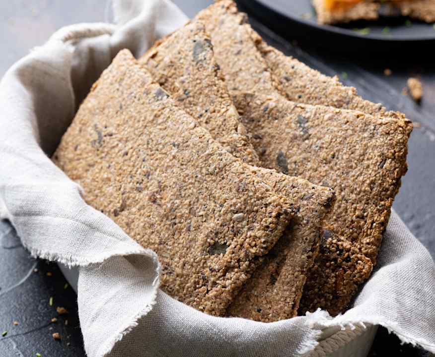 how to make buckwheat crispbread