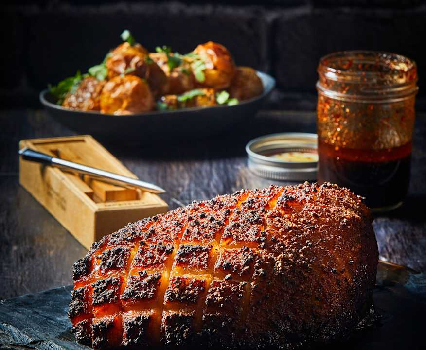 Brisket mit Backerdäpfel und zweierlei Dips - Cookidoo® – the official ...
