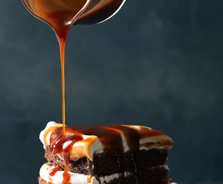 Tort negresă cu caramel sărat - Cookidoo® – the official Thermomix ...