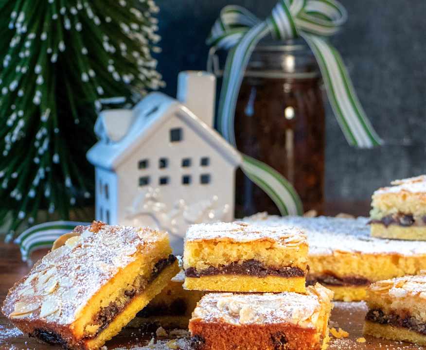 Christmas bakewell slice - Cookidoo® – the official Thermomix® recipe ...
