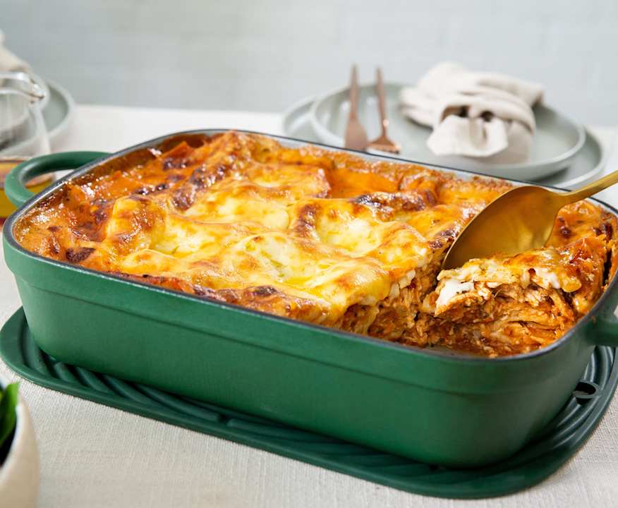 Low waste chicken lasagne - Cookidoo® – the official Thermomix® recipe ...