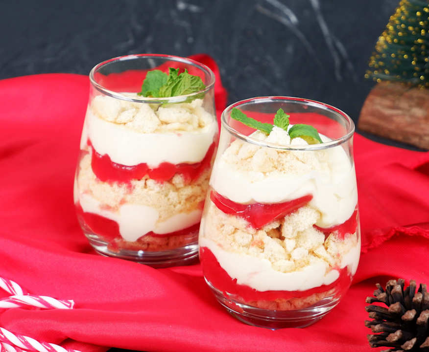 Christmas Berry Trifle - Cookidoo® – the official Thermomix® recipe ...