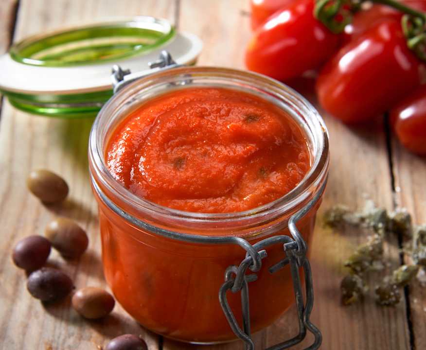 Conserva de salsa de tomate con aceitunas - Cookidoo® – the official ...