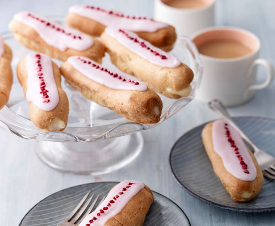 Raspberry and Vanilla Éclairs - Cookidoo® – la plateforme de recettes ...