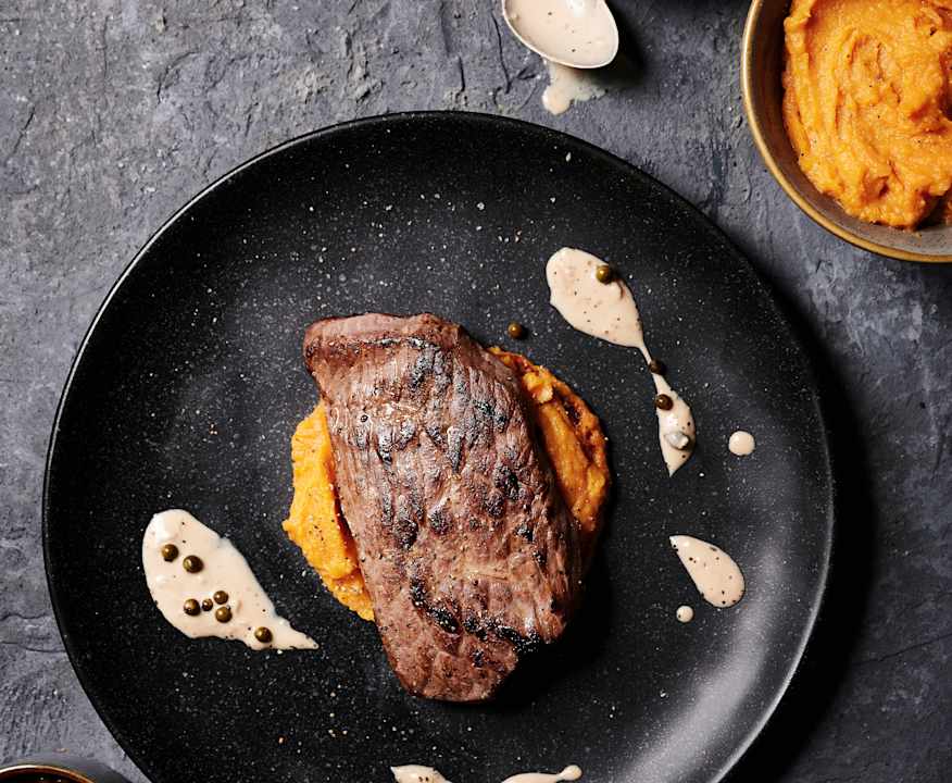 Filetto di manzo sottovuoto con purè di patate dolci e salsa al Marsala ...