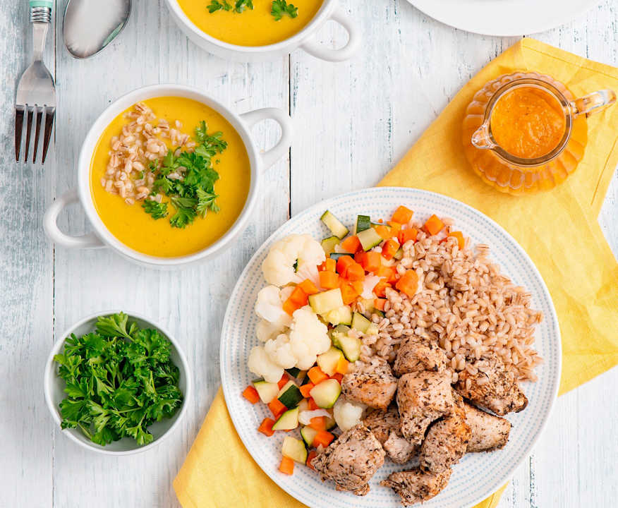 Cremet suppe og kalkun med grøntsager (2500 kcal) - Cookidoo ...