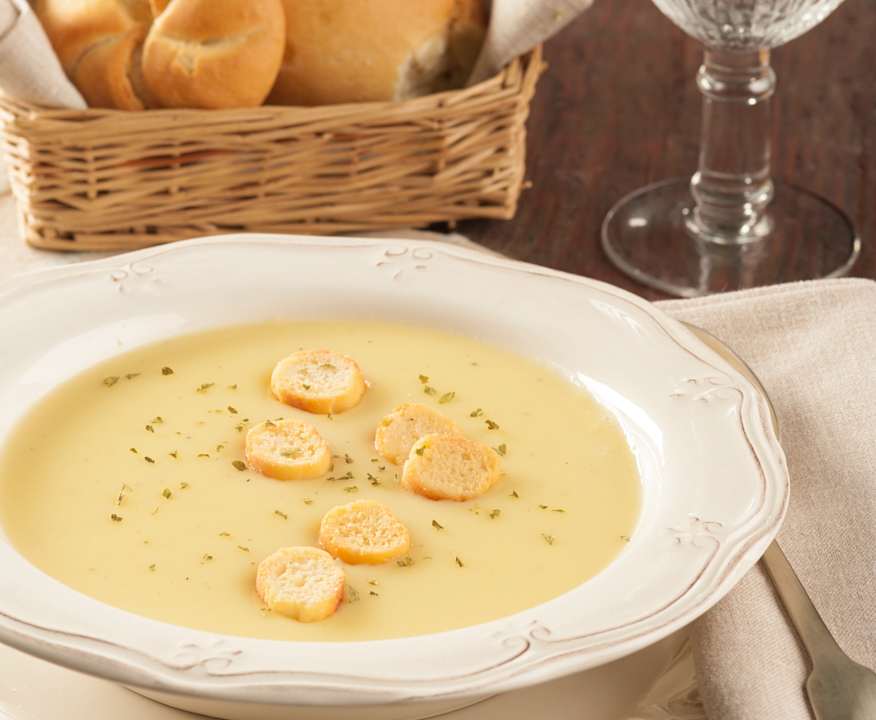 Crema de invierno de patatas y cebolla - Cookidoo® – the official ...