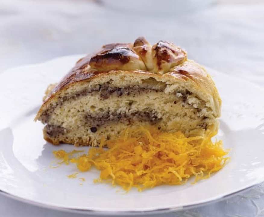 Folar de Páscoa com recheio de avelãs - Cookidoo® – the official ...