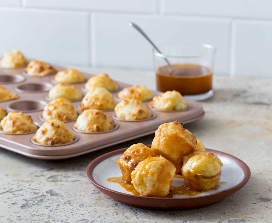 Mini cheese scones with savoury butter - Cookidoo® – the official ...