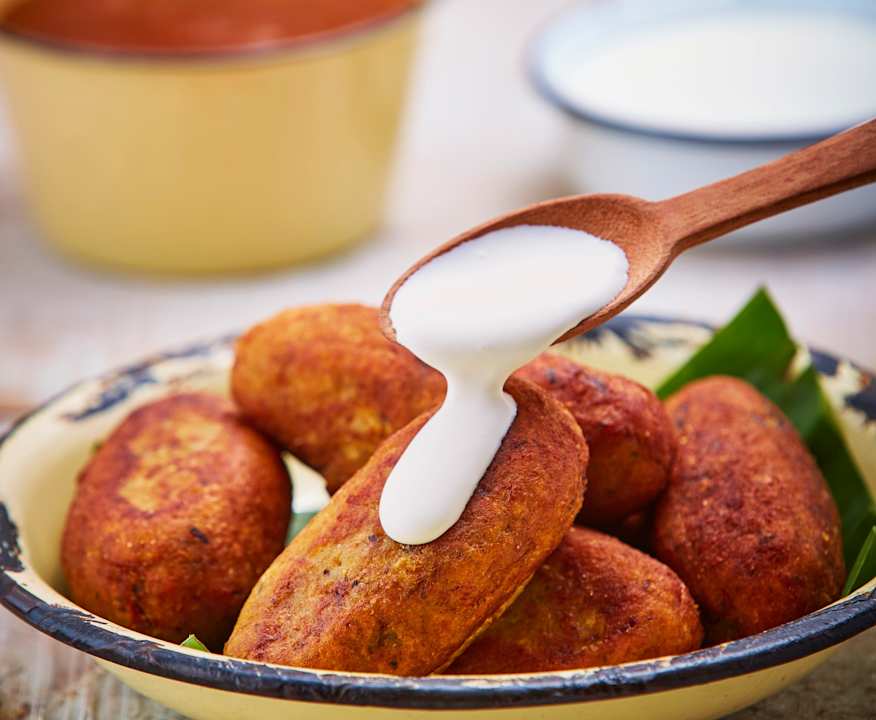 molotes poblanos rellenos