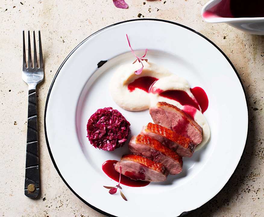 Magret de canard, chou rouge et céleri-rave - Cookidoo® – das ...