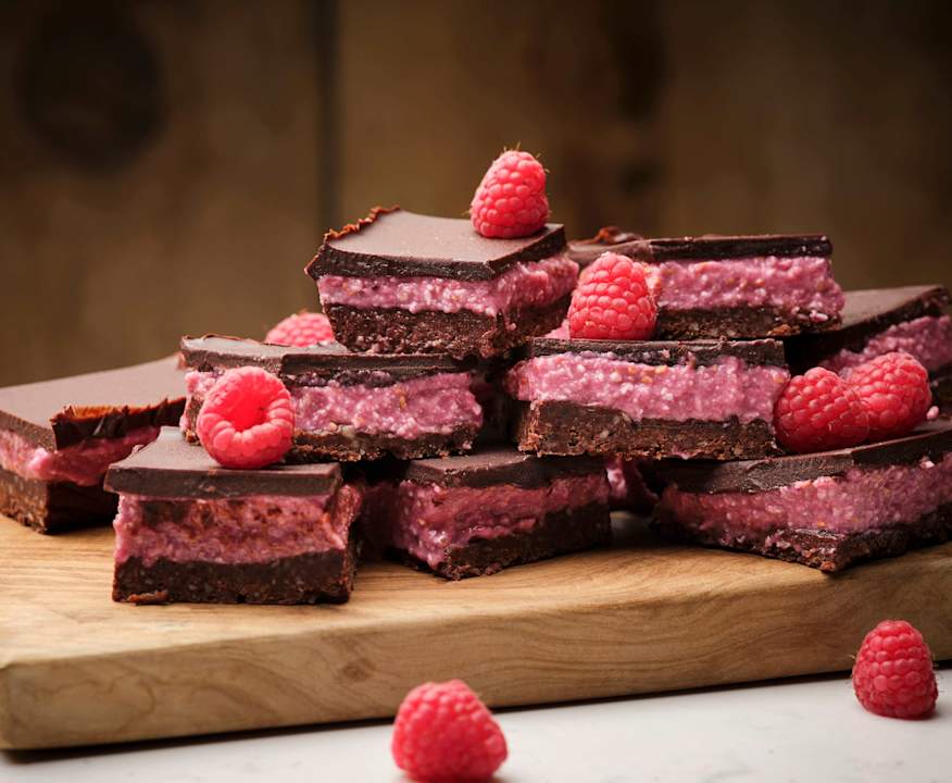 Raw Chocolate, Raspberry and Macadamia Bars - Cookidoo® – the official ...