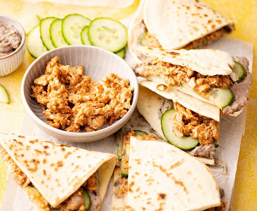 Piadina com pulled chicken e patê de beringela - Cookidoo® – la nostra ...
