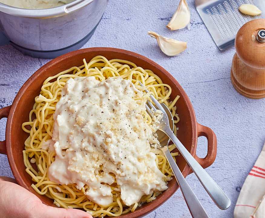 Sauce Alfredo au poulet pour les pâtes - Cookidoo® – a plataforma ...