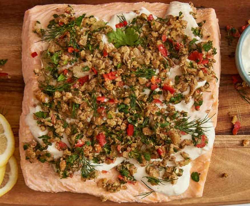 Gestoomde Zalm met Yoghurtdressing en Walnootcrumble - Cookidoo® – het ...