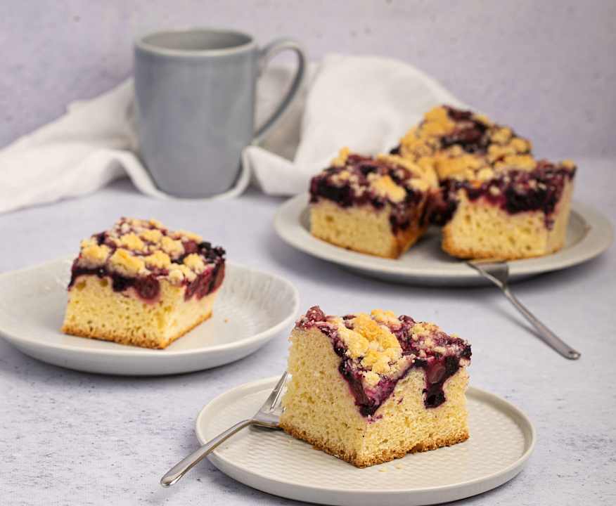 Ciasto drożdżowe z owocami i kruszonką - Cookidoo® – the official ...