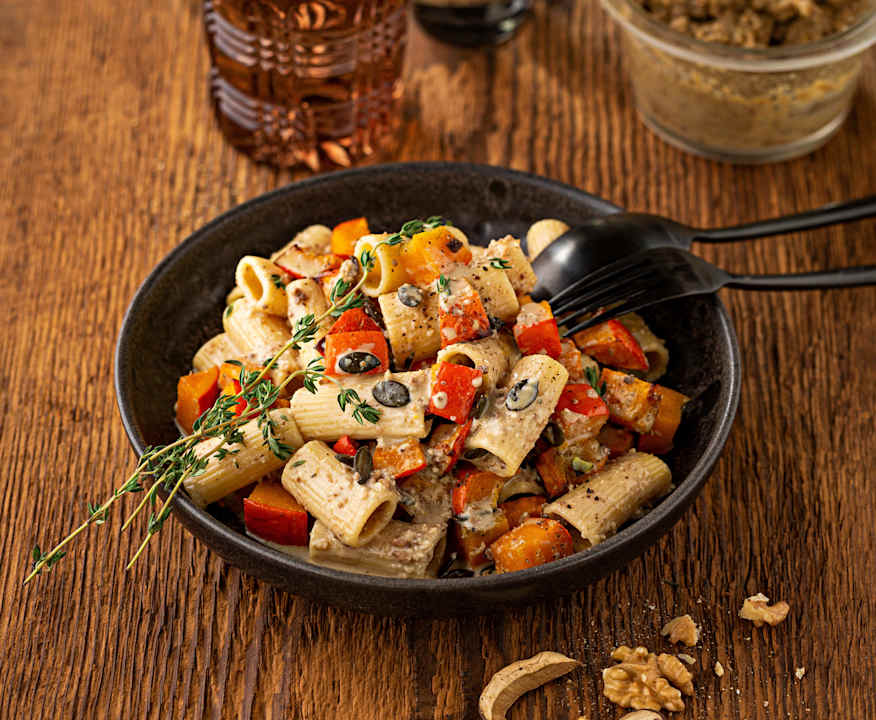 Rigatoni mit Kürbis und Steinpilzpesto - Cookidoo® – the official ...