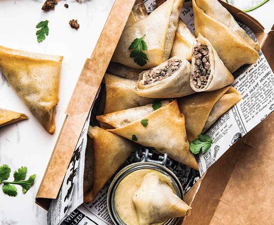 Samoussa de boeuf, coriandre, oignons, sauce cheddar - Cookidoo® – the ...