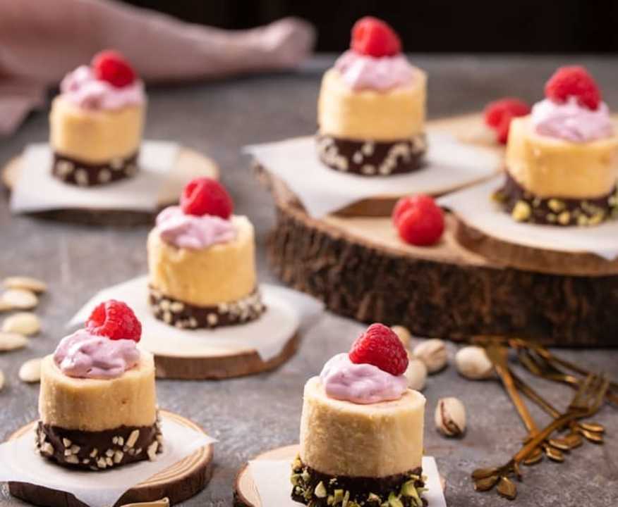 Himbeer-Biskuit-Röllchen - Cookidoo® – the official Thermomix® recipe ...